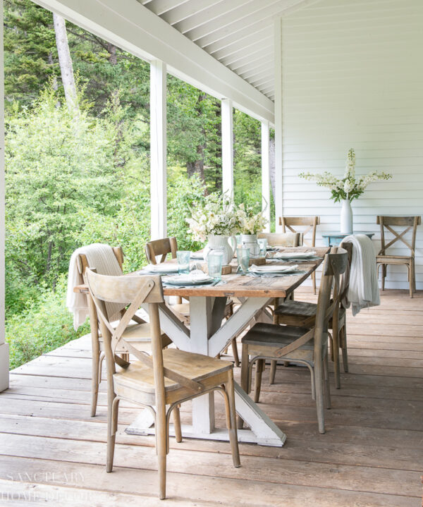 10 Ways to Set An Outdoor Table - Sanctuary Home Decor