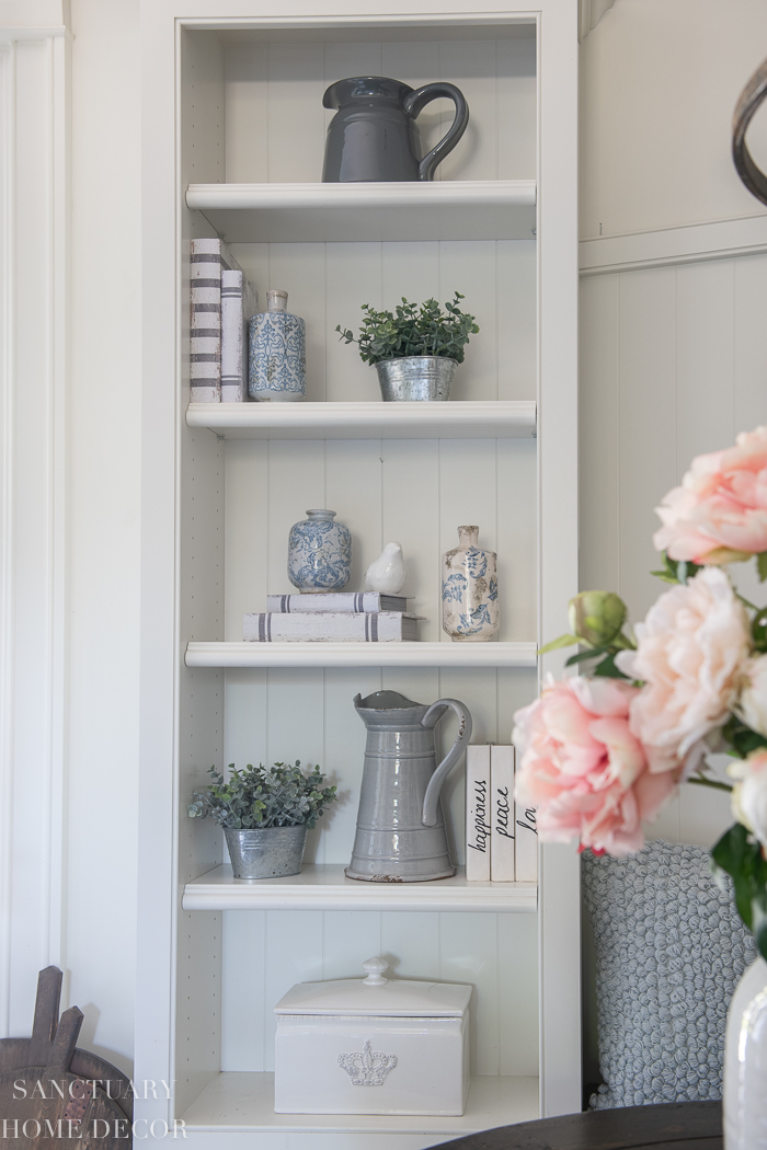 Simple Shelf Styling Tips - Sanctuary Home Decor