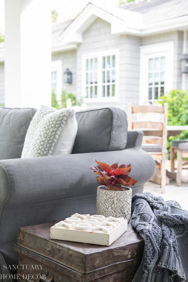 Outdoor Decorating with Potted Plants - Sanctuary Home Decor